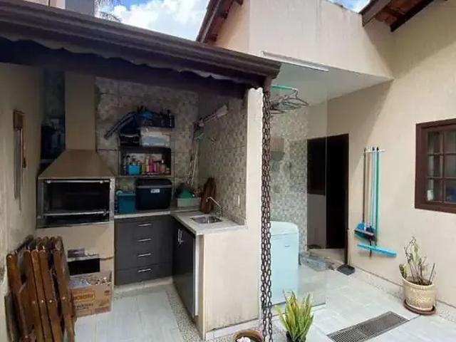 Casa / Sobrado para Venda em Itatiba/SP Novo Cruzeiro 3 Quartos