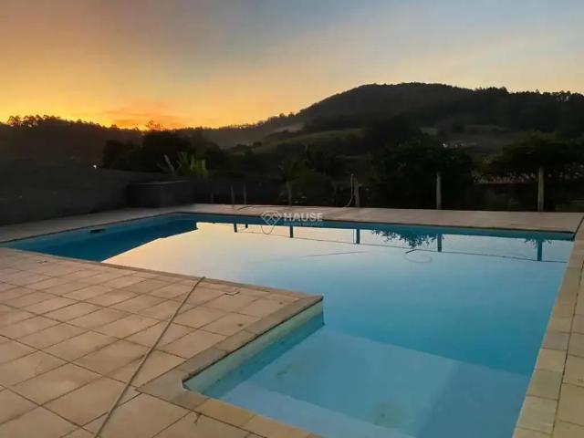 Casa / Sobrado para Venda em Itatiba/SP Parque São Gabriel 4 Quartos