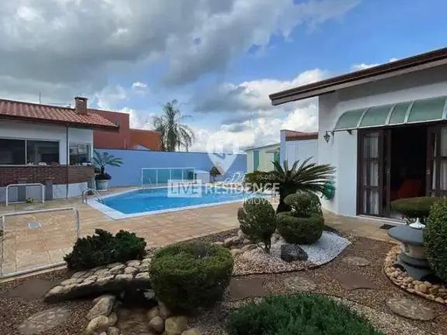 Casa / Sobrado para Venda em Itatiba/SP Residencial Flamboyant 5 Quartos