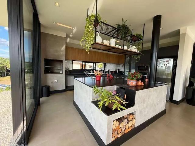 Casa / Sobrado para Venda em Itatiba/SP Residencial Sete Lagos 3 Quartos