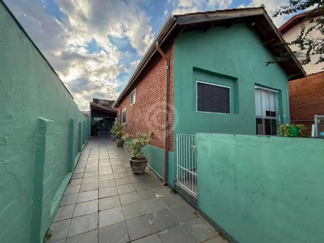 Casa / Sobrado para Venda em Itatiba/SP Vila Brasileira 3 Quartos