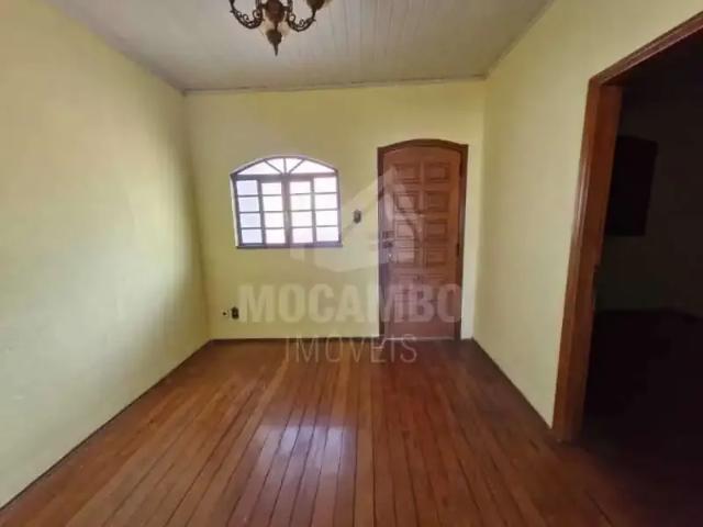 Casa / Sobrado para Venda em Itatiba/SP Vila Santa Terezinha 2 Quartos