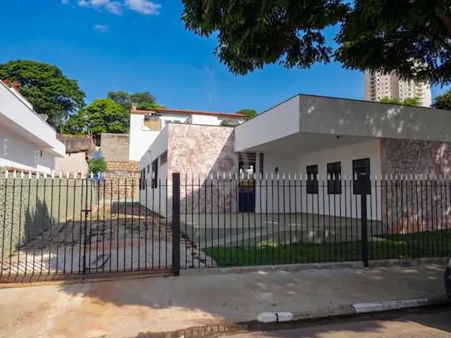 Casa / Sobrado para Venda em Itatiba/SP Vila Santa Cruz 3 Quartos