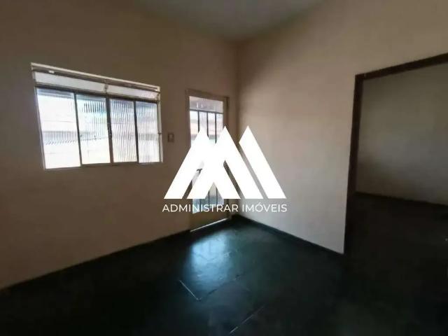 Casa / Sobrado para Venda em Itaúna/MG Morada Nova 4 Quartos