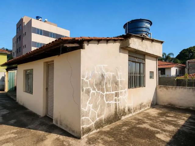 Casa / Sobrado para Venda em Itaúna/MG Padre Eustáquio 3 Quartos