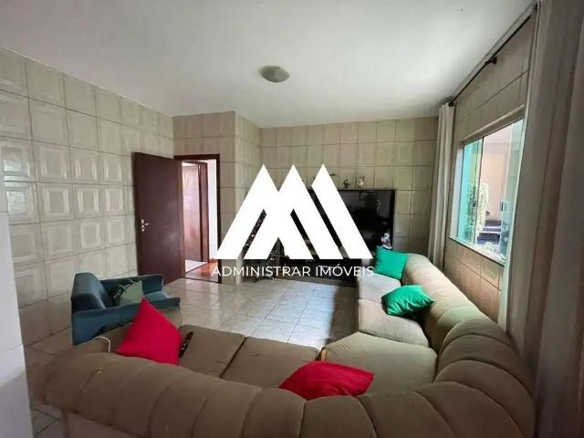 Casa / Sobrado para Venda em Itaúna/MG Residencial São Geraldo 3 Quartos