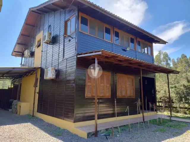 Casa / Sobrado para Venda em Itaara/RS Balneário Jardim da Serra 4 Quartos