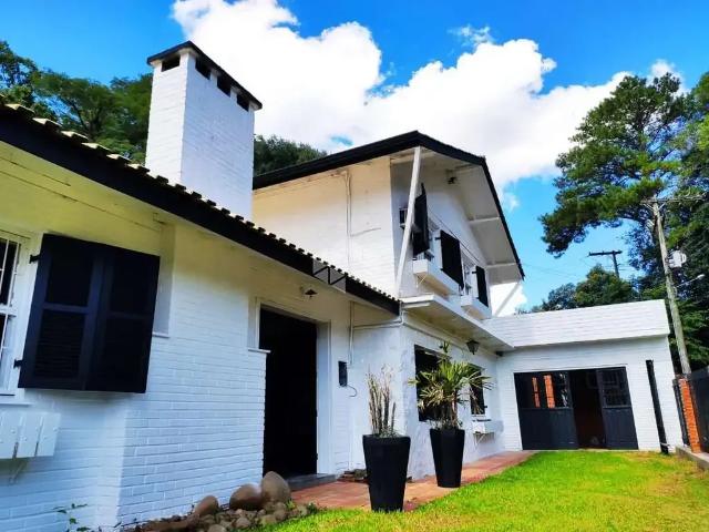 Casa / Sobrado para Venda em Itaara/RS Centro 4 Quartos