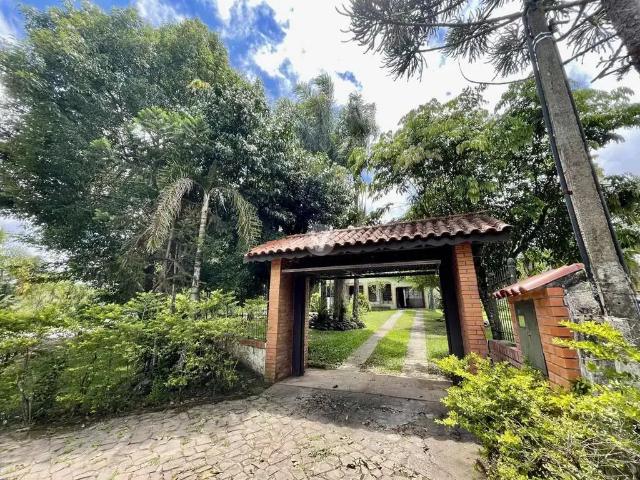 Casa / Sobrado para Venda em Itaara/RS Parque Serrano 2 Quartos