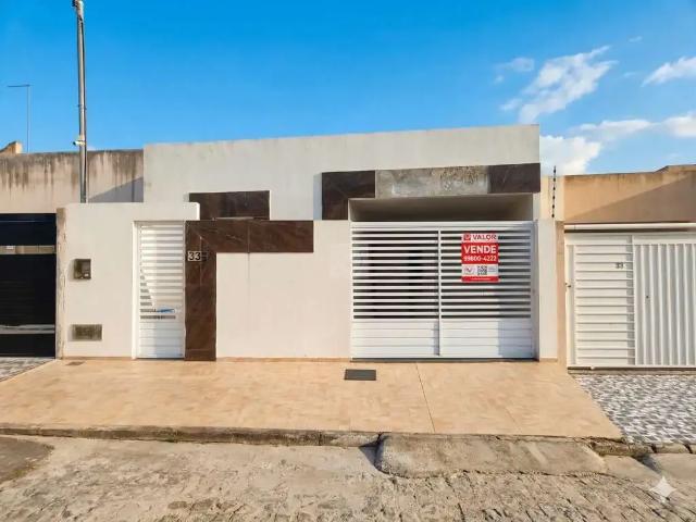 Casa / Sobrado para Venda em Itabaiana/SE Oviedo Teixeira 3 Quartos