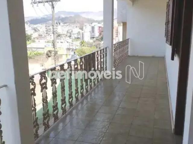Casa / Sobrado para Venda em Itabira/MG São Pedro 5 Quartos
