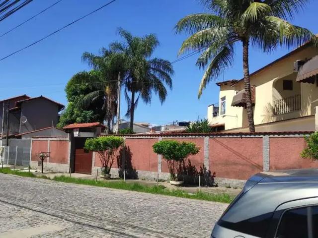 Casa / Sobrado para Venda em Itaboraí/RJ Centro 5 Quartos