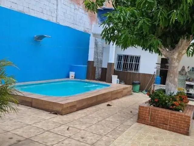 Casa / Sobrado para Venda em Itaboraí/RJ Centro Manilha 3 Quartos