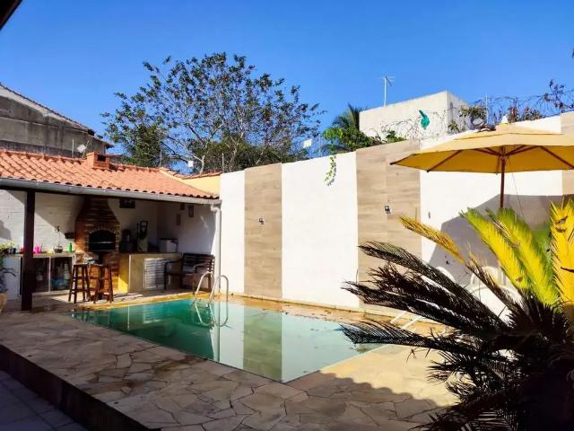 Casa / Sobrado para Venda em Itaboraí/RJ Rio Várzea 3 Quartos