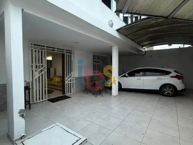 Casa / Sobrado para Venda em Itabuna/BA Jardim Primavera 4 Quartos