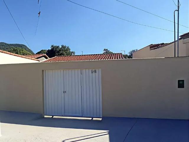 Casa / Sobrado para Venda em Itaguaí/RJ Mazomba