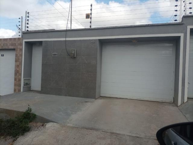 Casa / Sobrado para Venda em Itaitinga/CE Ancuri 3 Quartos