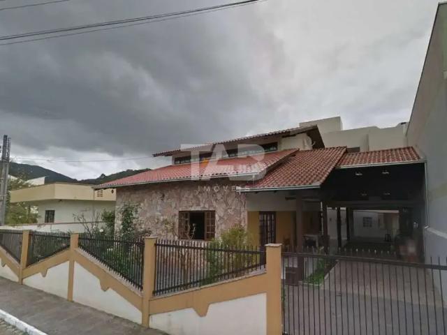 Casa / Sobrado para Venda em Itajaí/SC Balneário Santa Clara 3 Quartos