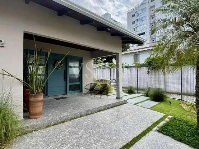 Casa / Sobrado para Venda em Itajaí/SC Cabeçudas 3 Quartos