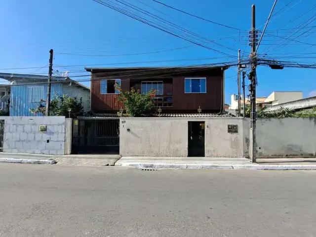Casa / Sobrado para Venda em Itajaí/SC Cidade Nova 4 Quartos