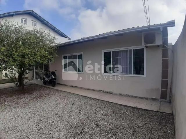 Casa / Sobrado para Venda em Itajaí/SC Cordeiros 2 Quartos