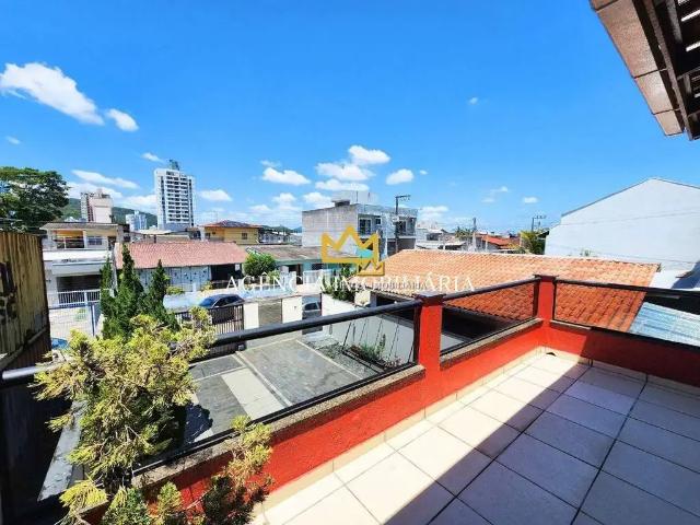Casa / Sobrado para Venda em Itajaí/SC Dom Bosco 4 Quartos