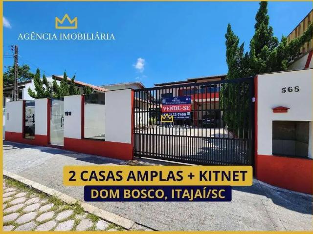 Casa / Sobrado para Venda em Itajaí/SC Dom Bosco 4 Quartos