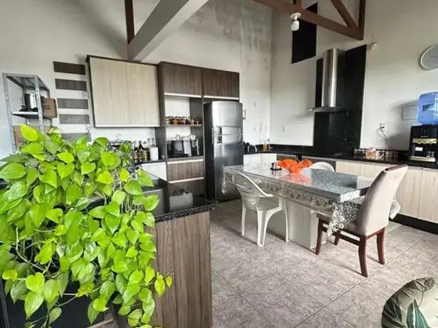 Casa / Sobrado para Venda em Itajaí/SC Espinheiros 4 Quartos