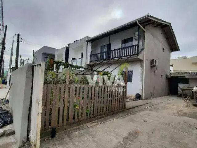 Casa / Sobrado para Venda em Itajaí/SC Espinheiros 4 Quartos