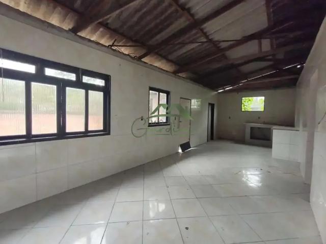 Casa / Sobrado para Venda em Itajaí/SC Espinheiros 2 Quartos
