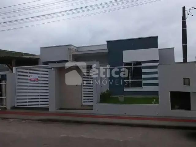 Casa / Sobrado para Venda em Itajaí/SC Espinheiros 2 Quartos