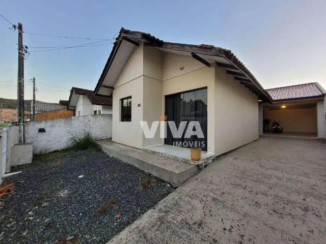 Casa / Sobrado para Venda em Itajaí/SC Espinheiros 2 Quartos