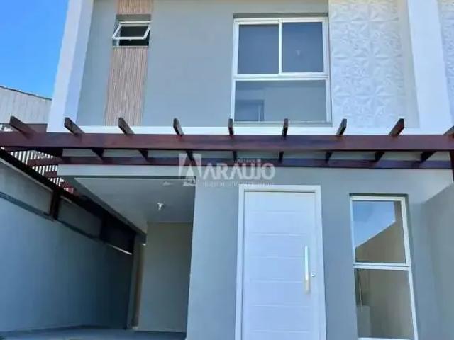 Casa / Sobrado para Venda em Itajaí/SC Espinheiros 3 Quartos
