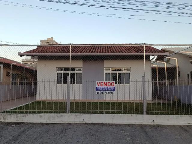 Casa / Sobrado para Venda em Itajaí/SC Fazenda 2 Quartos