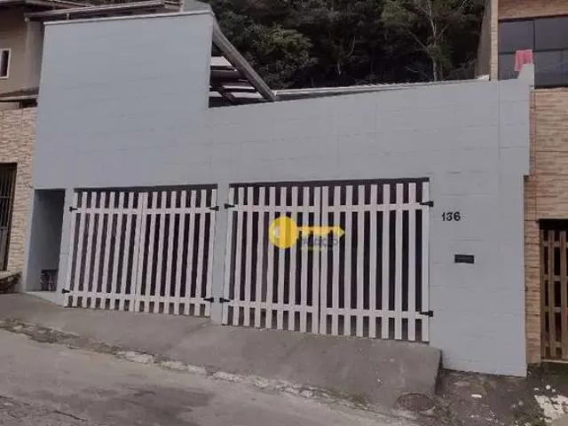 Casa / Sobrado para Venda em Itajaí/SC Fazenda 4 Quartos