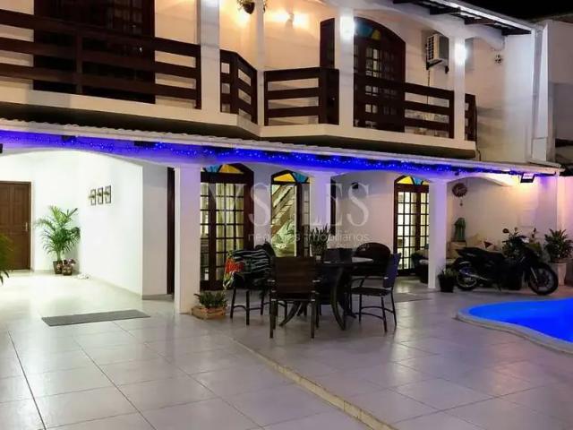 Casa / Sobrado para Venda em Itajaí/SC Fazenda 5 Quartos