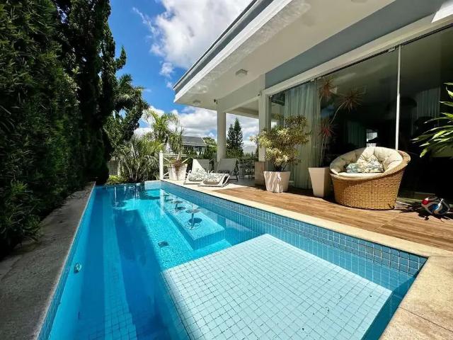 Casa / Sobrado para Venda em Itajaí/SC Praia Brava 6 Quartos