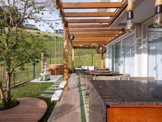 Casa / Sobrado para Venda em Itajaí/SC Rio do Meio 4 Quartos