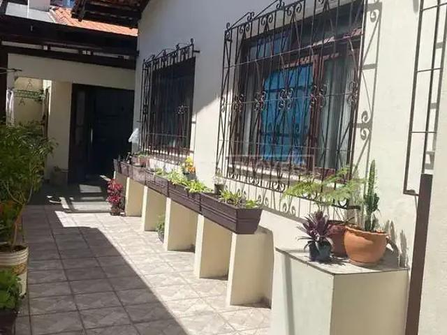 Casa / Sobrado para Venda em Itajaí/SC São João 4 Quartos