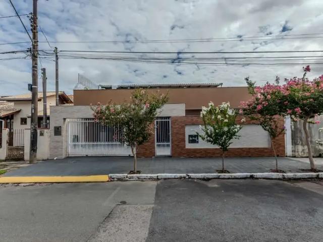 Casa / Sobrado para Venda em Itajaí/SC São João 5 Quartos