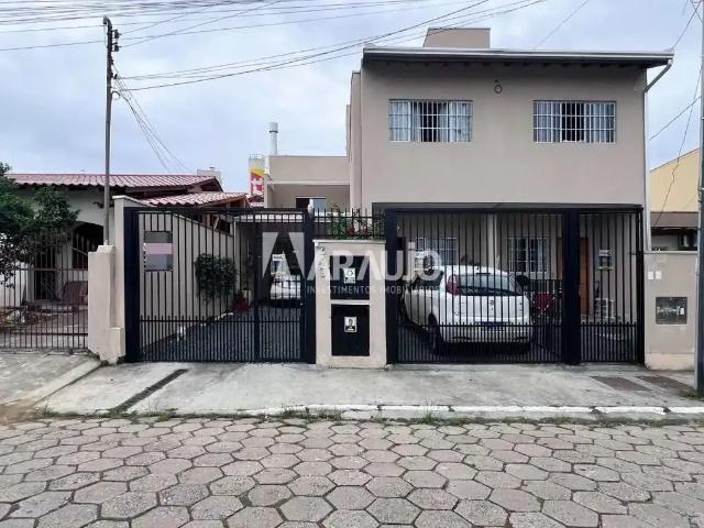 Casa / Sobrado para Venda em Itajaí/SC São João 6 Quartos