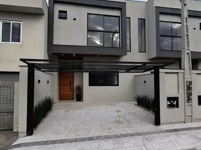 Casa / Sobrado para Venda em Itajaí/SC São João 3 Quartos