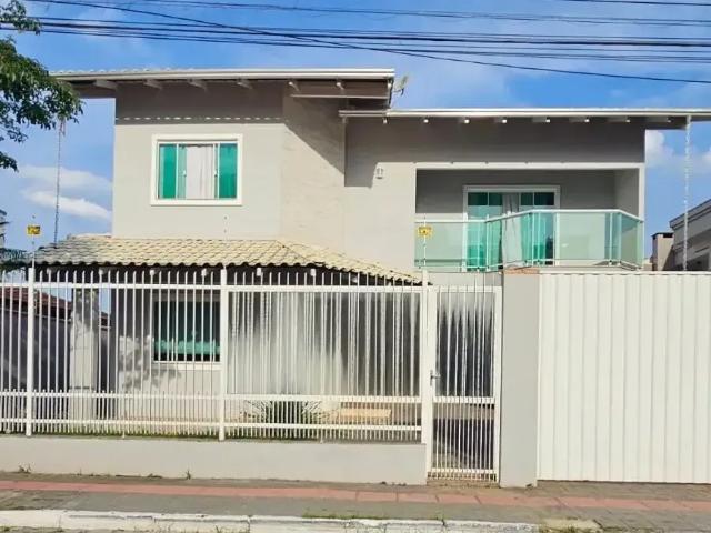 Casa / Sobrado para Venda em Itajaí/SC São João 3 Quartos