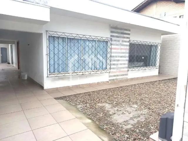 Casa / Sobrado para Venda em Itajaí/SC São João 3 Quartos