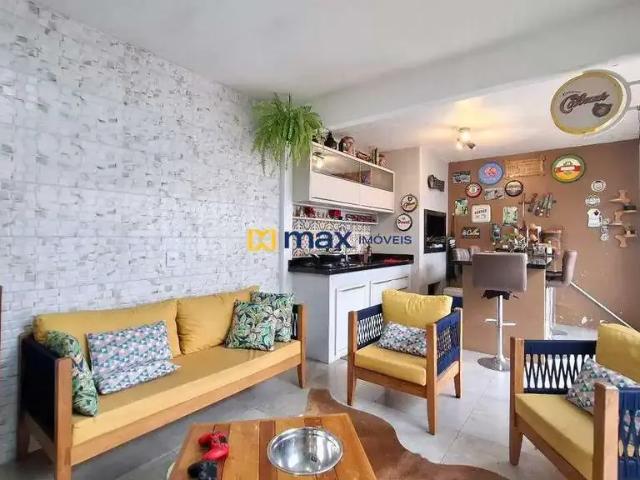 Casa / Sobrado para Venda em Itajaí/SC São João 4 Quartos