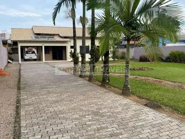 Casa / Sobrado para Venda em Itajaí/SC São João 3 Quartos