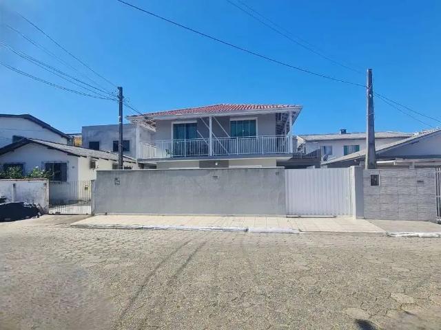 Casa / Sobrado para Venda em Itajaí/SC São Vicente 6 Quartos