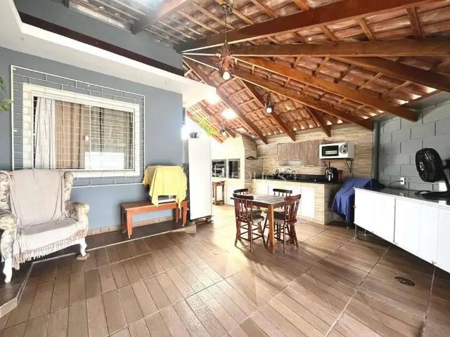 Casa / Sobrado para Venda em Itajaí/SC Santa Regina 2 Quartos