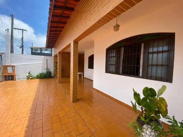Casa / Sobrado para Venda em Itanhaém/SP Nova Itanhaém 3 Quartos