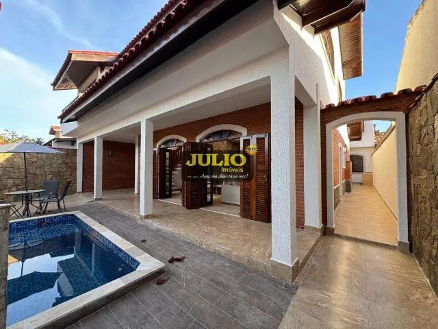 Casa / Sobrado para Venda em Itanhaém/SP Nova Itanhaém 6 Quartos